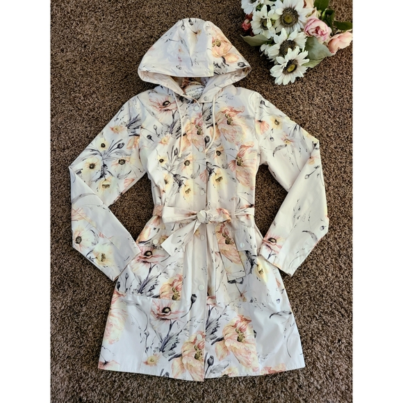 Kensie | Jackets & Coats | Kensie Floral Raincoat | Poshmark